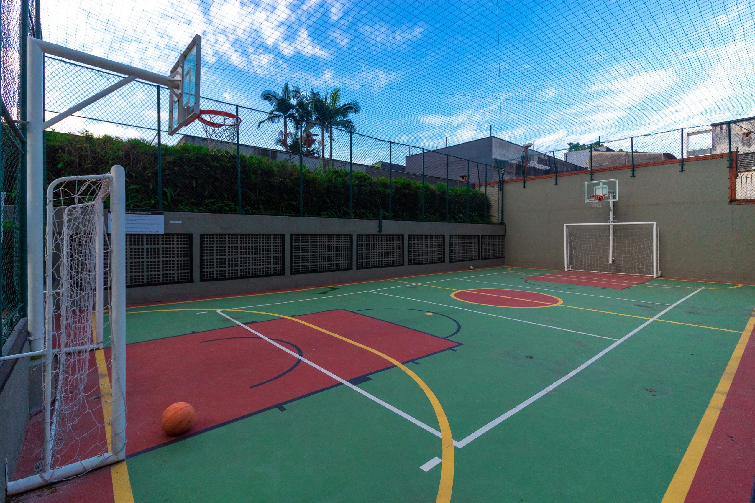 Quadra poliesportiva: dicas de uso em condomínios